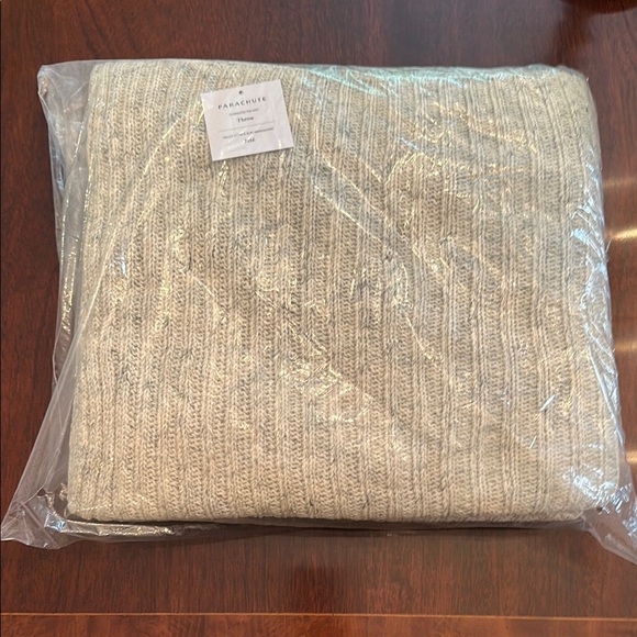 Parachute | Bedding | Parachute Oversized Rib Knit Throw | Poshmark